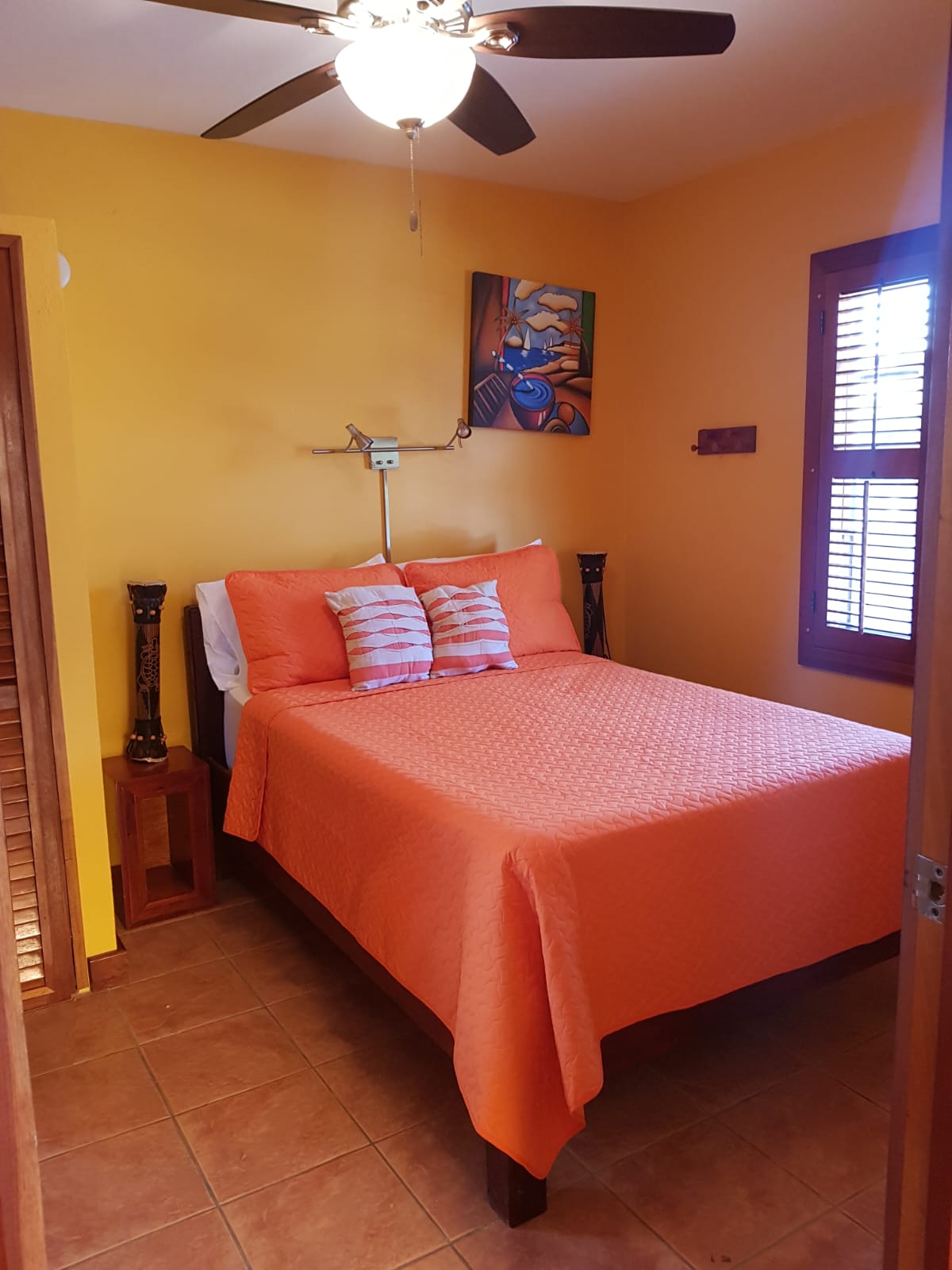 Room 17 - 2 Bedroom Mini Kitchen Room - Seaside Cabanas Hotel - Caye ...